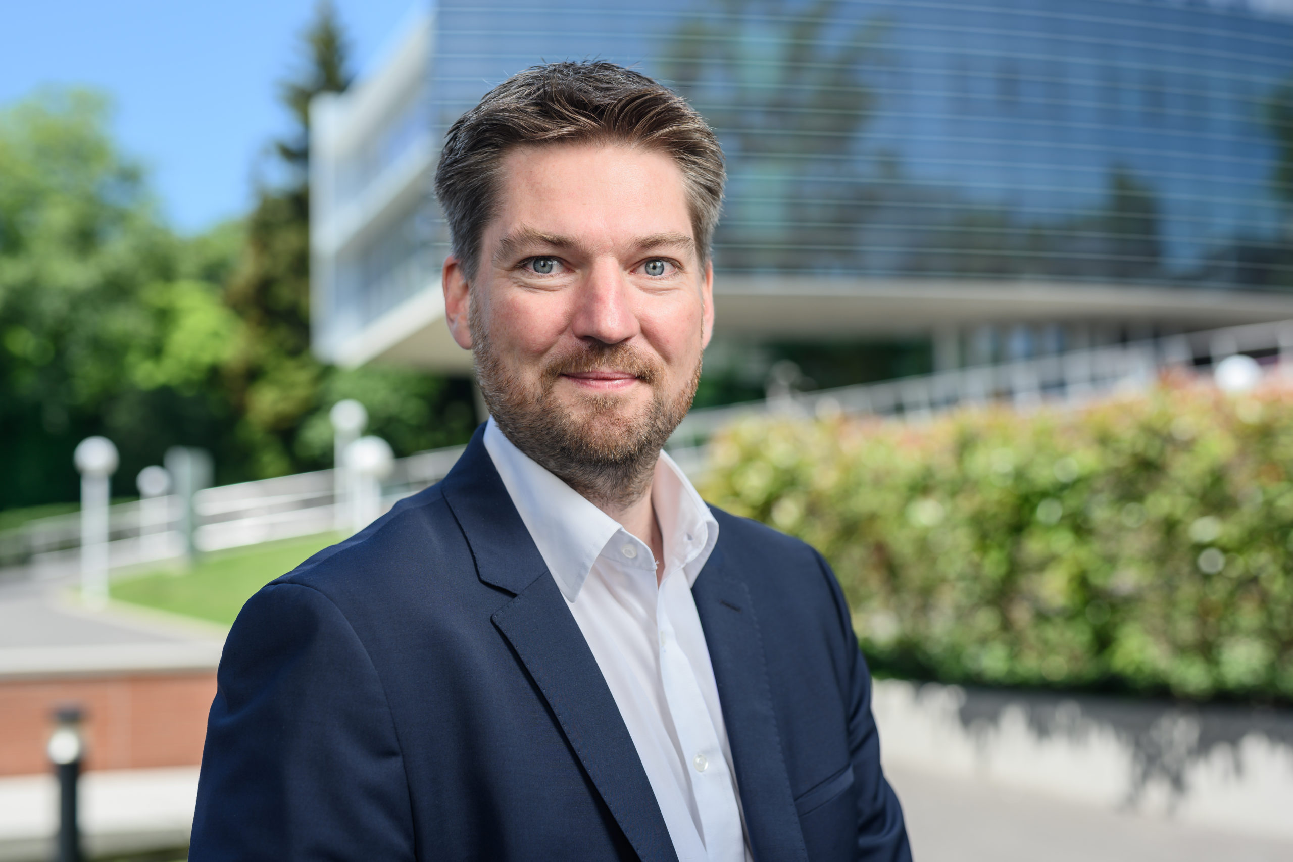 Prof. Florian Hoos – E4S